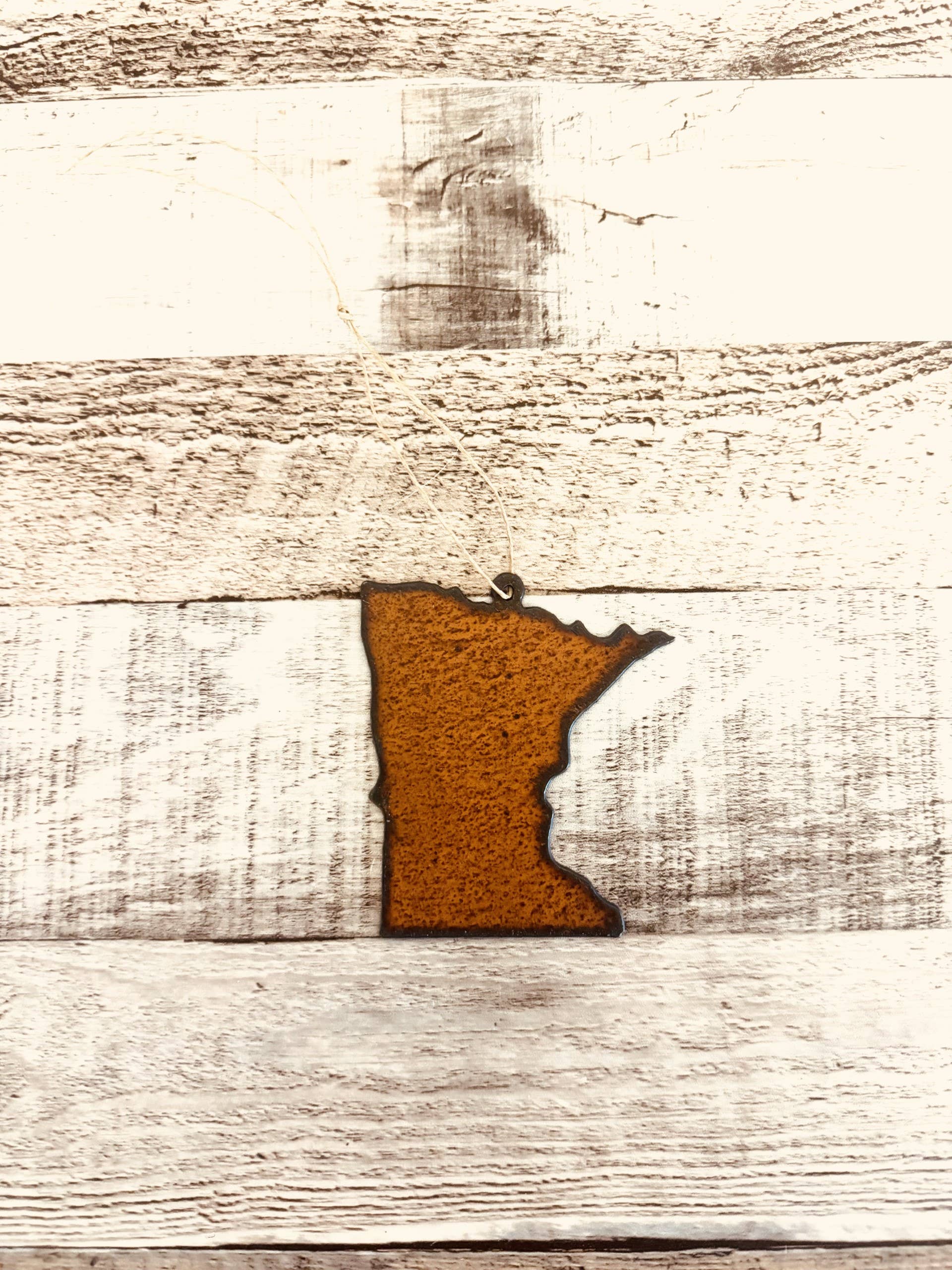 Minnesota State Shape Rustic Metal Ornament – Universal Ironworks USA