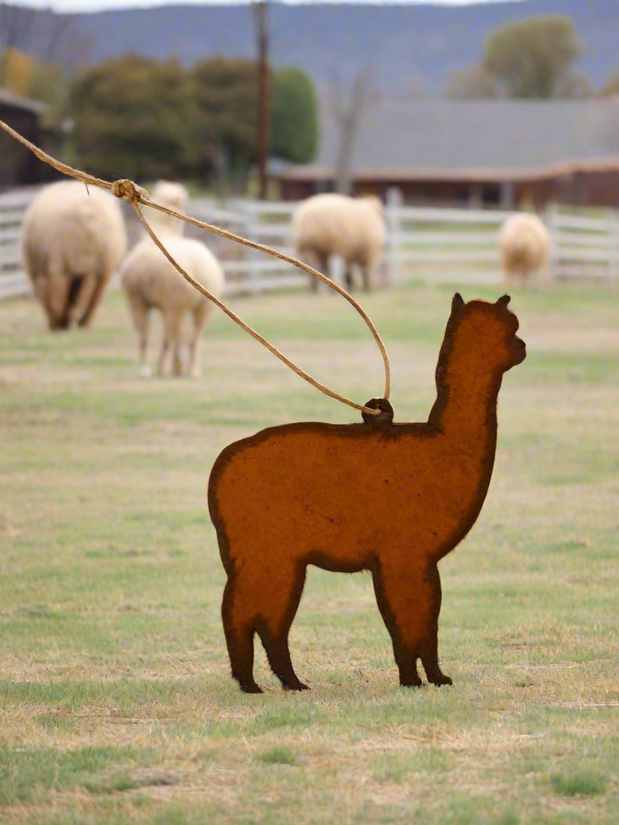 Alpaca Ornament rusty metal – Universal Ironworks USA