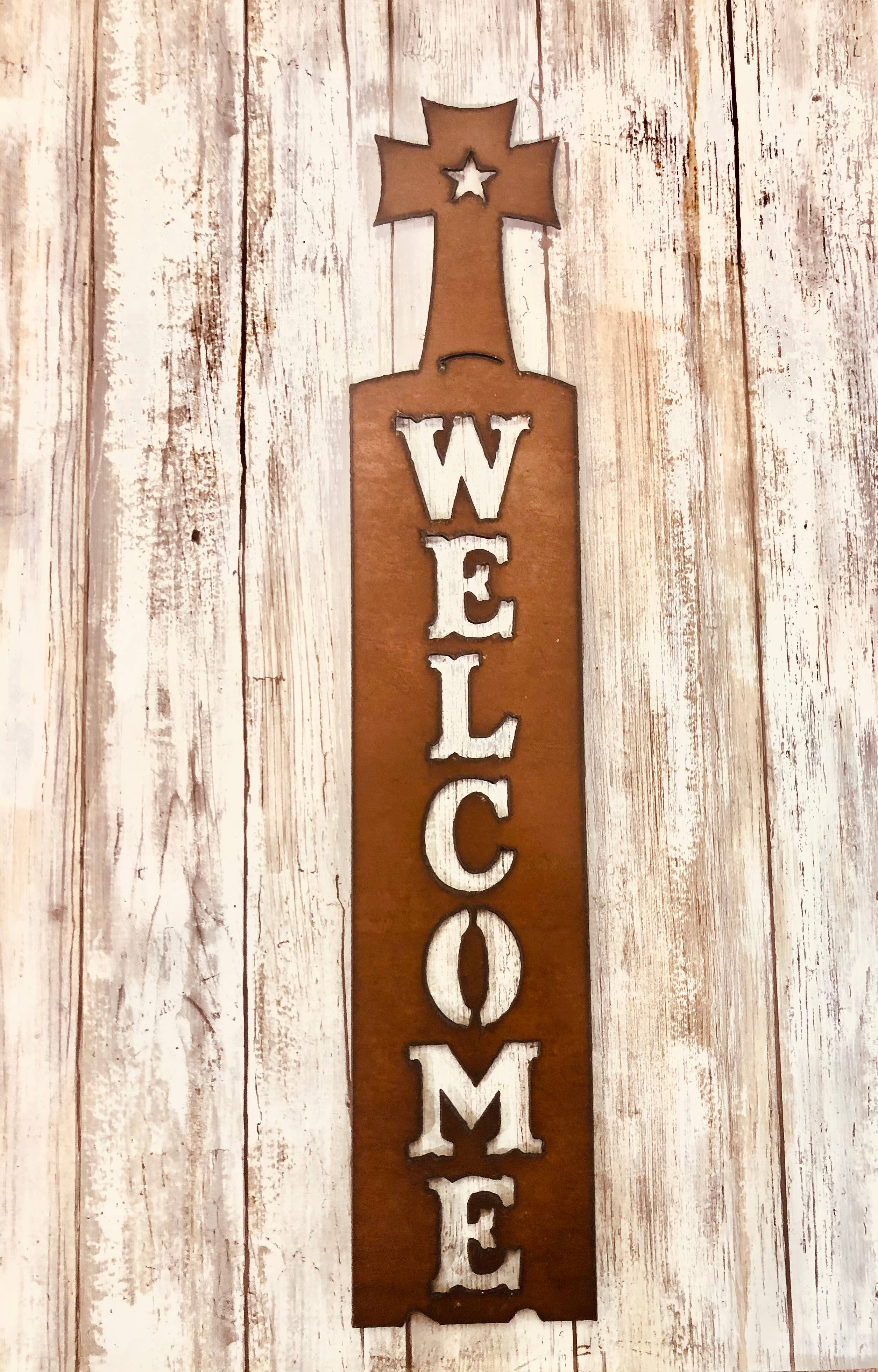 Cross with Star Vertical Welcome Sign – Universal Ironworks USA